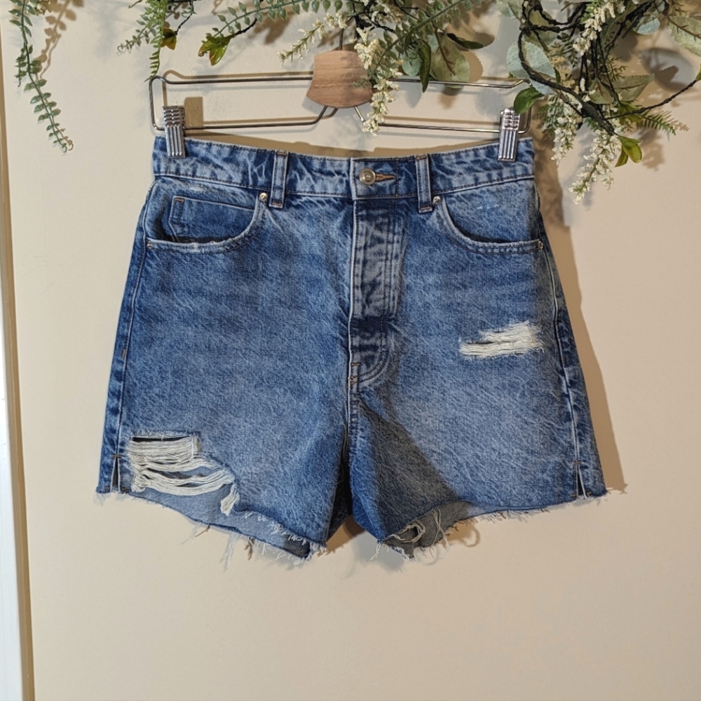 Zara Distressed High Rise Cut Off Mom Shorts Size 4 - Gem